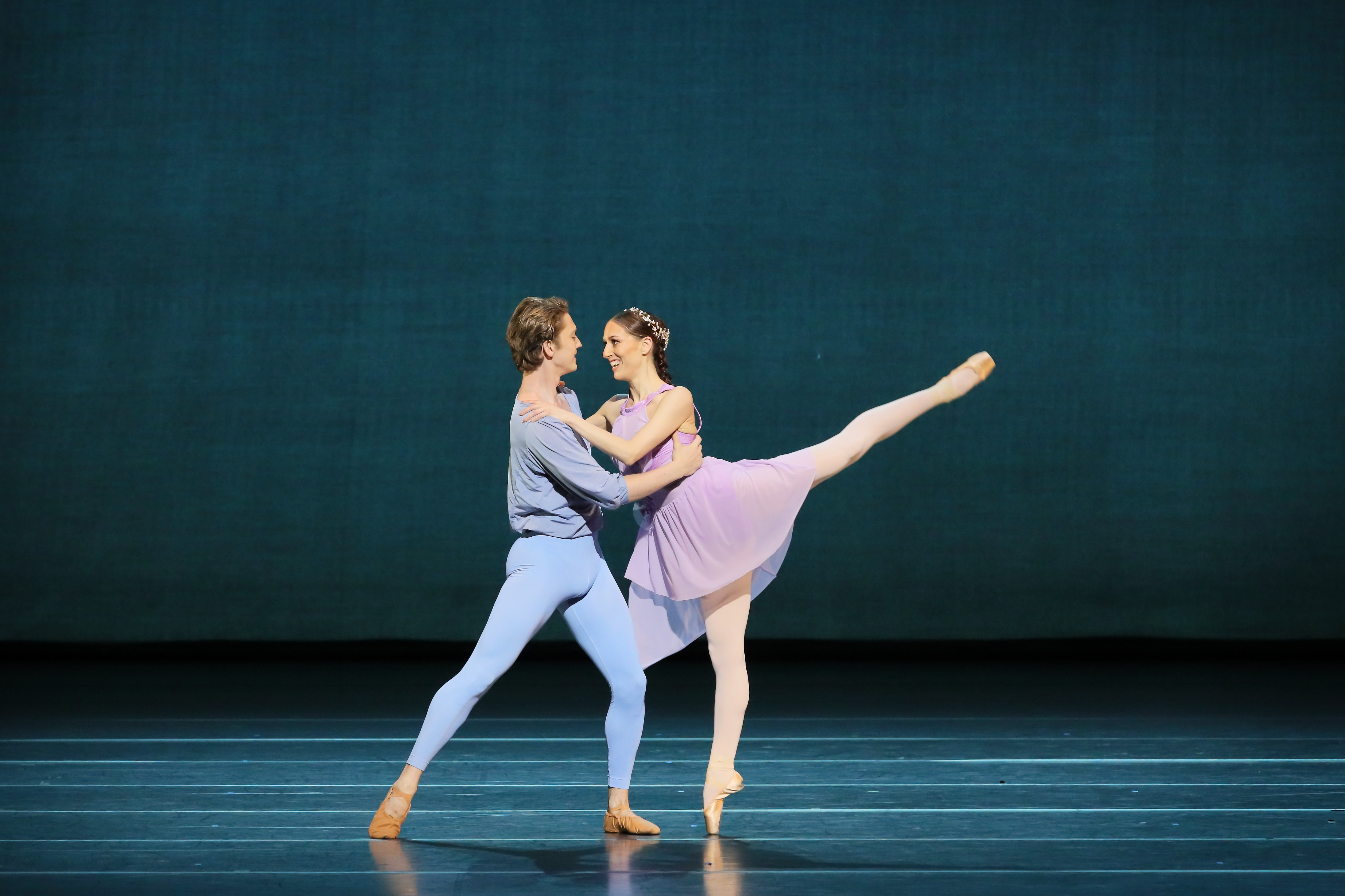 Das Bayerische Junior Ballett München feiert sein 15jähriges Bestehen mit zwei Frühlingsmatinéen